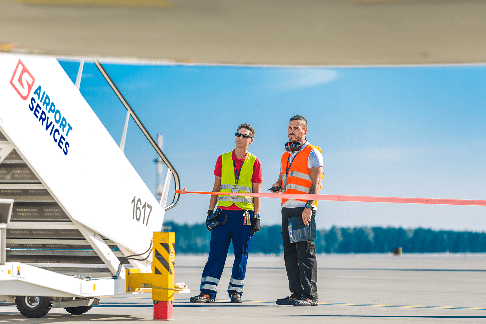 LS Airport Services - Polska Grupa Lotnicza - Integrator podmiotów ...